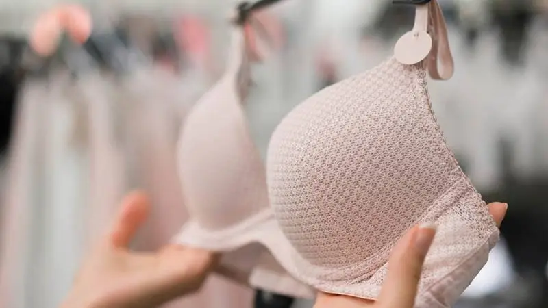 Cara Mengukur Lebar Dada Wanita Sebelum Membeli Pakaian